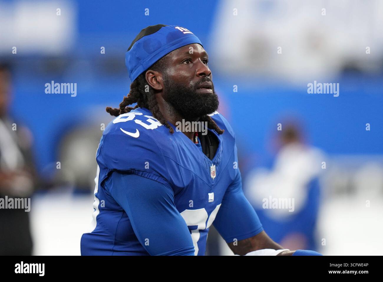 New York Giants wide receiver Zach Pascal (83) warms up before an NFL ...
