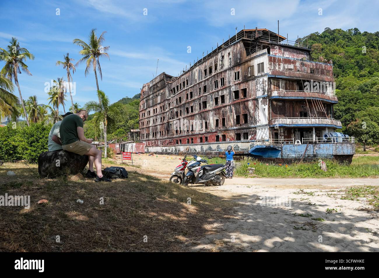 Tourists seen at the burned Galaxy Hotel the Koh Chang Grand Lagoona ...