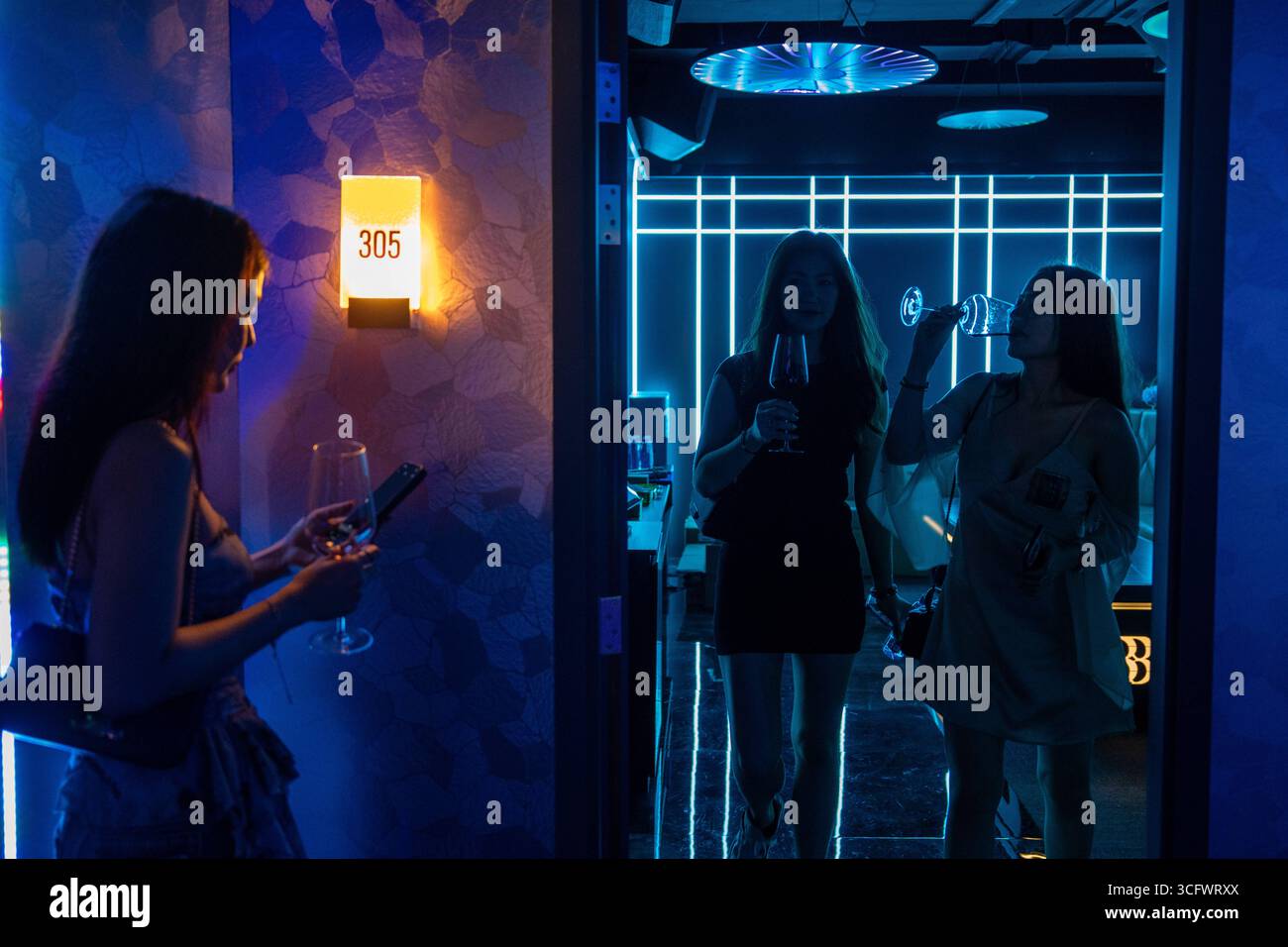 Hong Kong Big Boss Generation Nightclub reopening People inside a ...