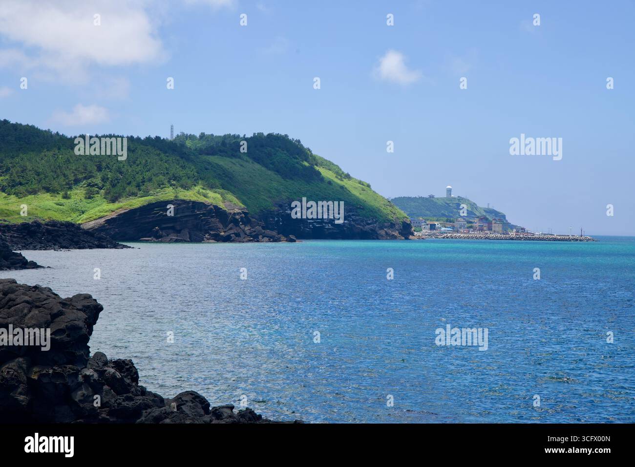 White layered dome hi-res stock photography and images - Alamy