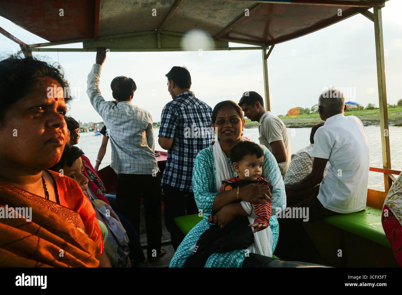Boat riding view in Ancient Shri Yamuna Temple ghat view, Vrindavan ...