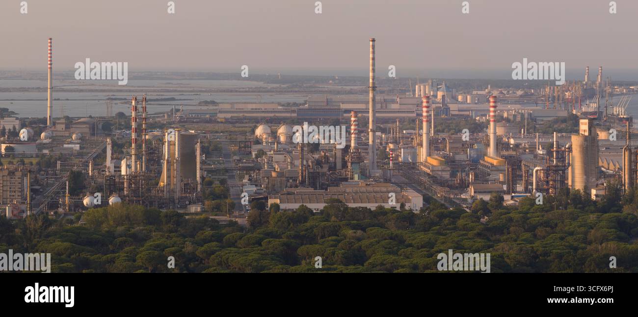 Aerial view showcasing chemical petrochemical hi-res stock photography ...