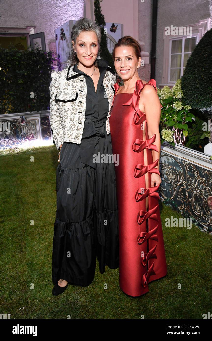 Boriana Rosenmüller und Caroline Sinemus bei der amfAR Gala 2025 ...