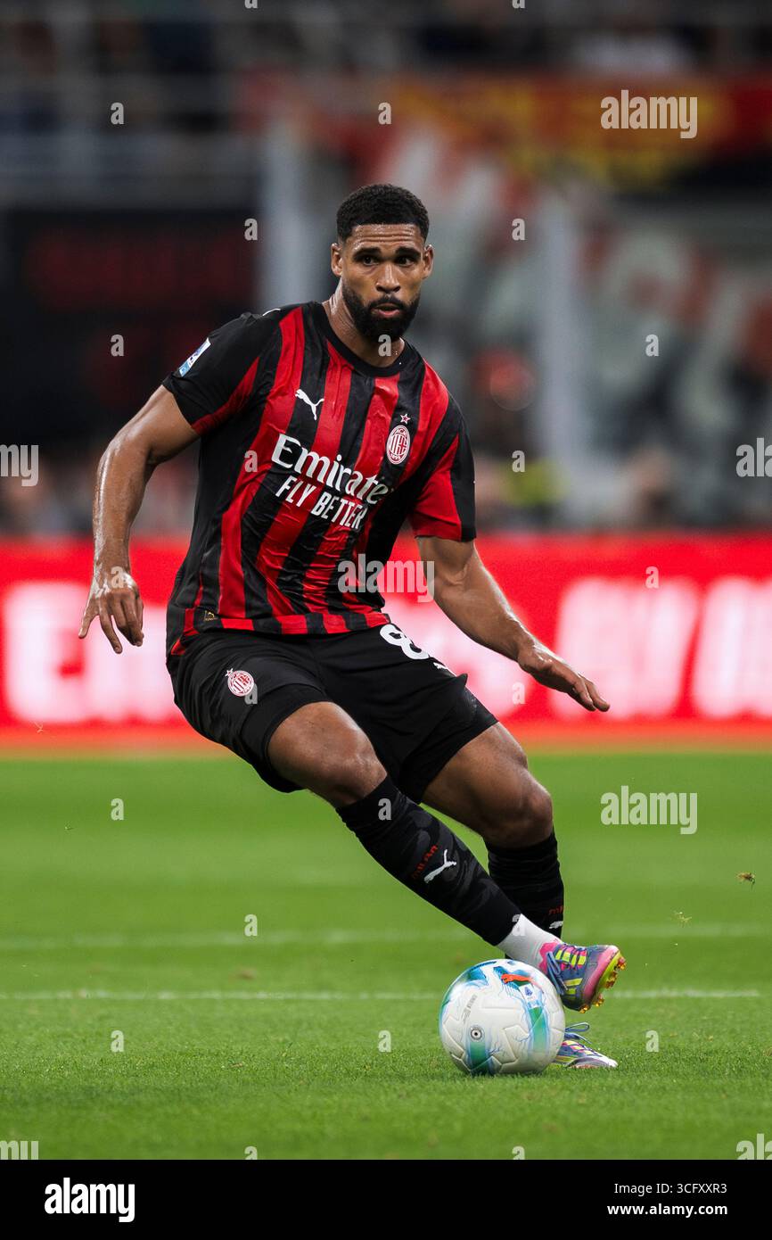 Ruben Loftus-Cheek of AC Milan in action during the Serie A football ...