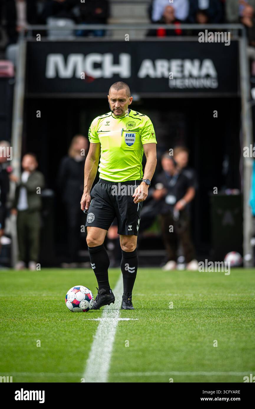 Herning, Denmark. 24th, August 2025. Referee Mads-Kristoffer ...