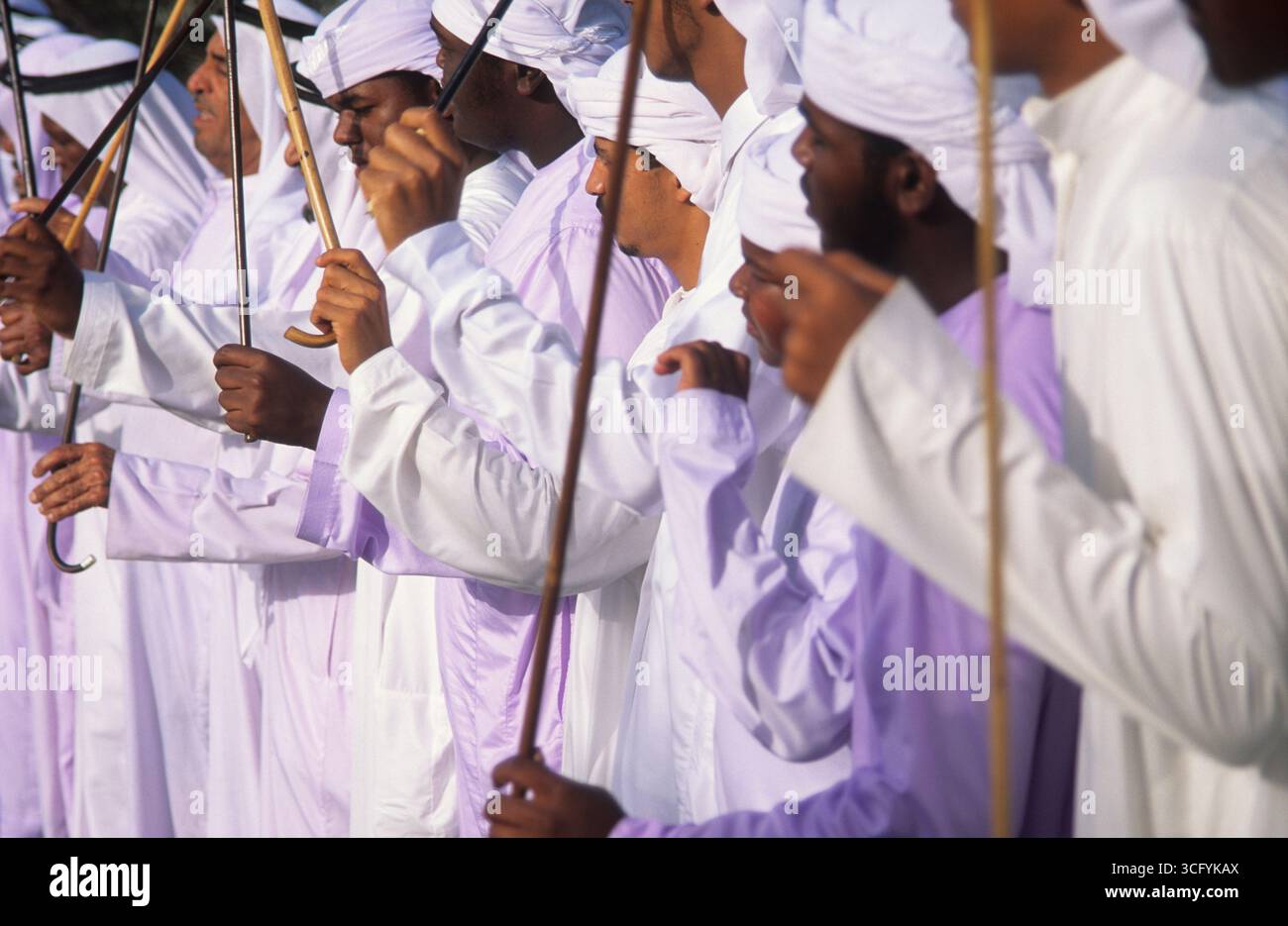 Uae abu dhabi men hi-res stock photography and images - Alamy