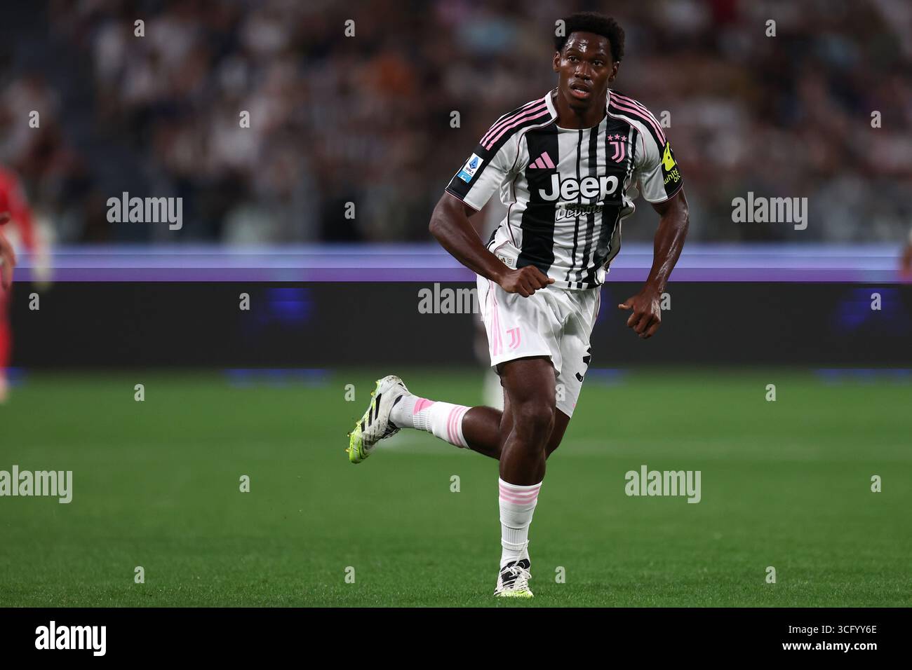 Jonathan David of Juventus Fc looks on during the Serie A match ...