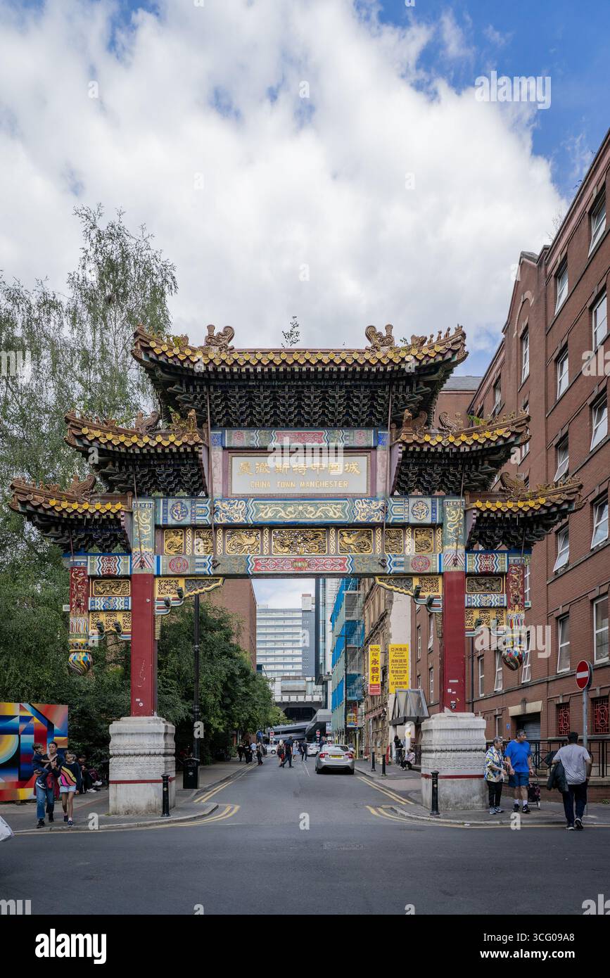 Chinese arch manchester china town hi-res stock photography and images ...