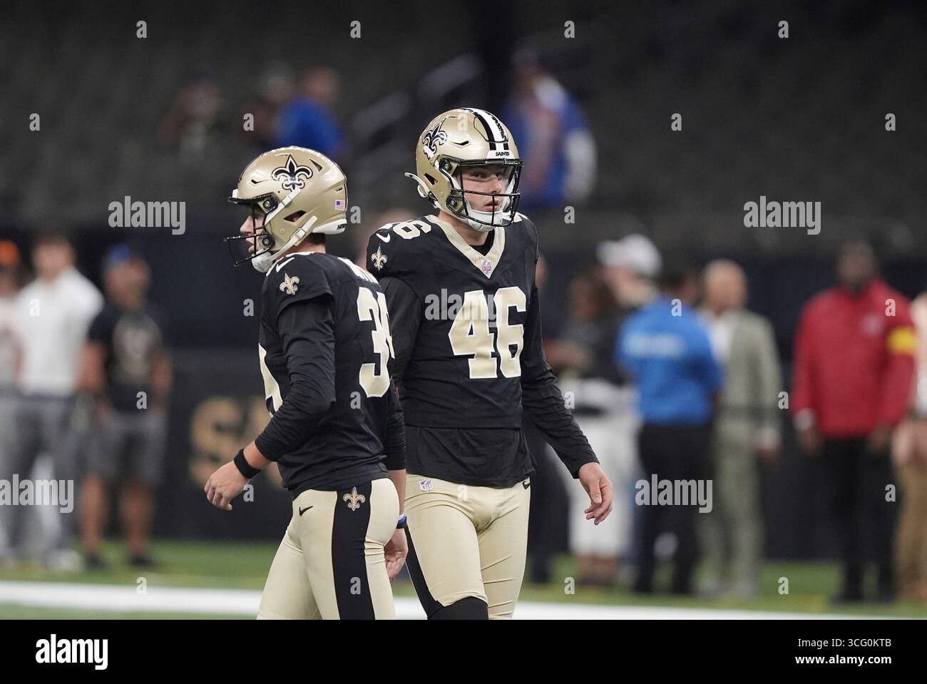 New Orleans Saints place kicker Charlie Smyth (39) and punter James ...