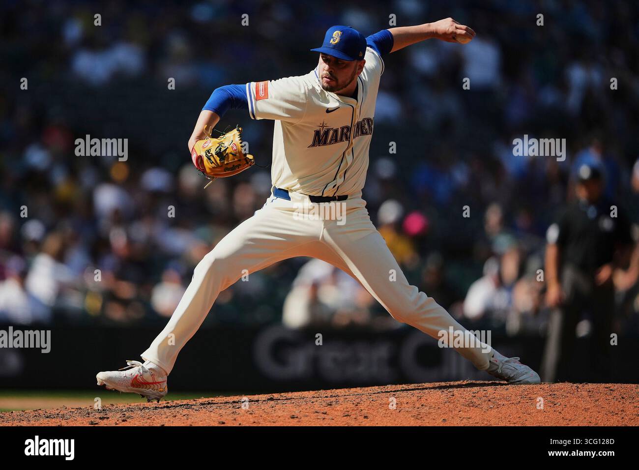 Seattle Mariners pitcher Tayler Saucedo throws against the Athletics ...