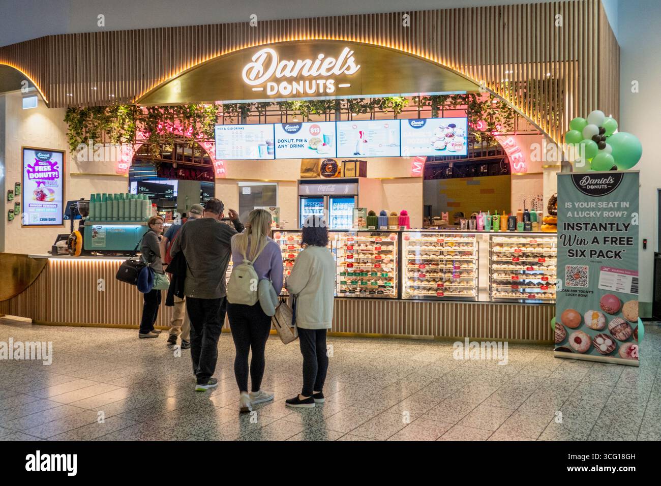 Concession food hi-res stock photography and images - Alamy