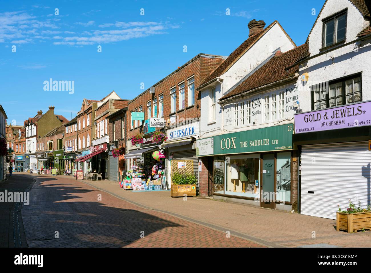 Shops along Chesham High Street, Buckinghamshire, UK Stock Photo - Alamy