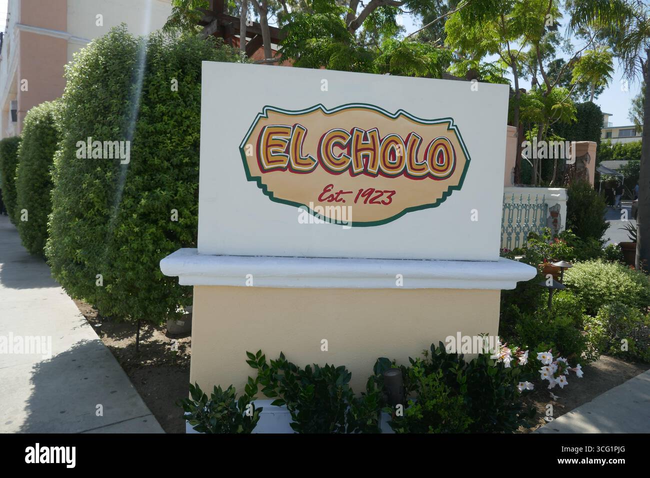 Santa Monica, California, USA 23rd August 2025 El Cholo Restaurant on ...