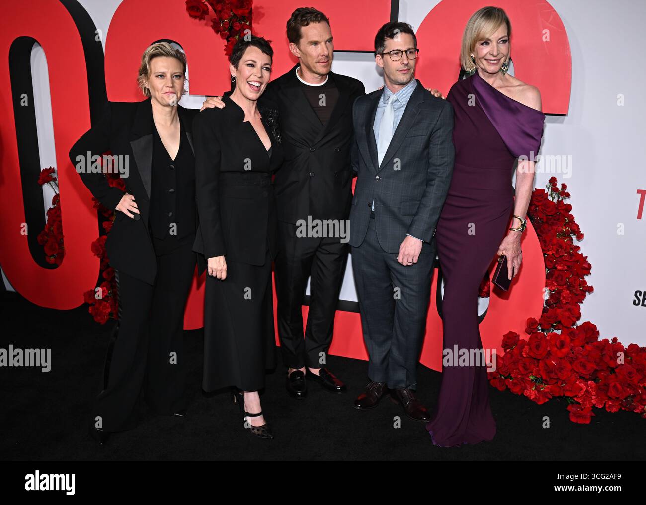 Kate McKinnon, Olivia Colman, Benedict Cumberbatch, Andy Samberg and ...