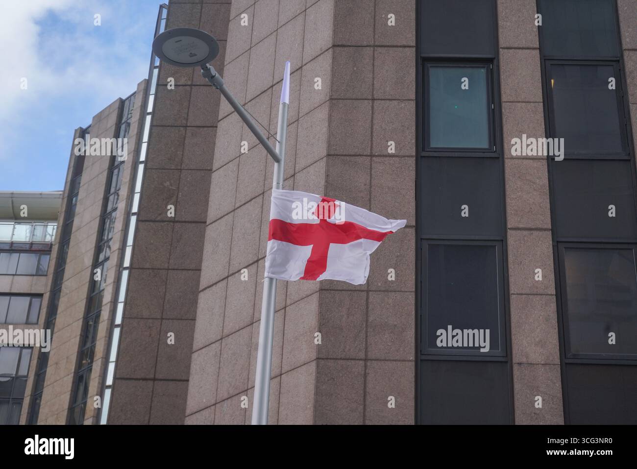 London, UK. 26 August 2025. An England St George's flag outside the ...
