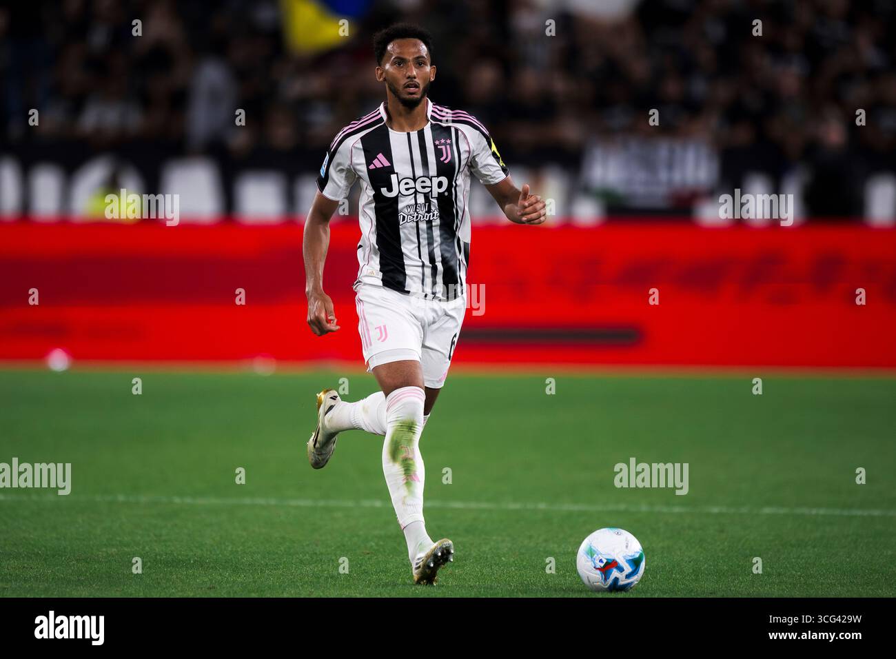 Lloyd Kelly of Juventus FC in action during the Serie A football match ...