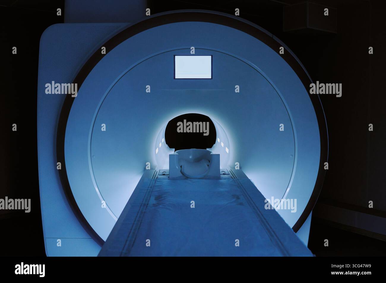 Modern hospital mri scanner inside hi-res stock photography and images ...