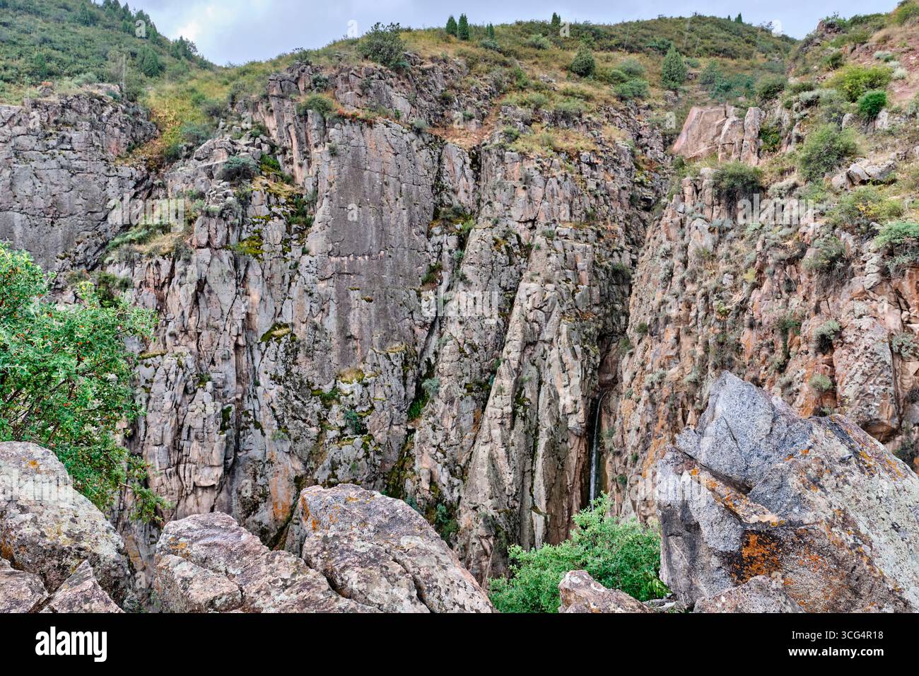 Scenic landscape chunkurchak gorge hi-res stock photography and images ...