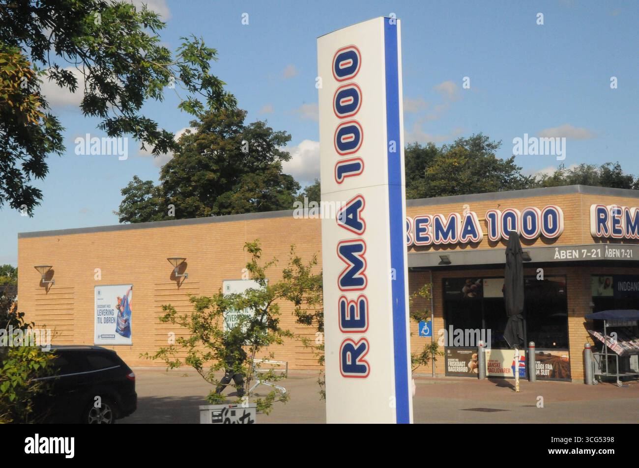 Copenhagen/ Denmark/26 august 2025/Rema 1000 chain grocery store in ...