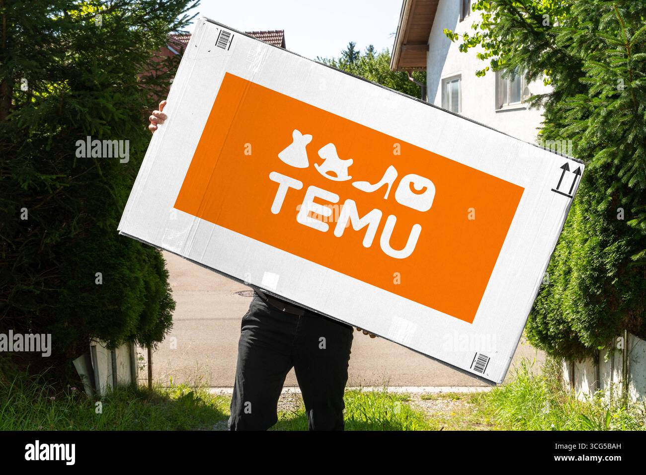 Bavaria, Germany - August 26, 2025: PHOTOMONTAGE, parcel carrier ...