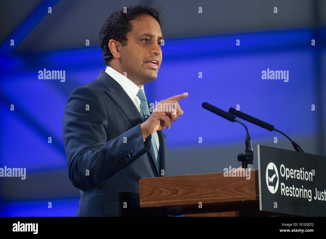 Reform uk department of government efficiency hi-res stock photography ...