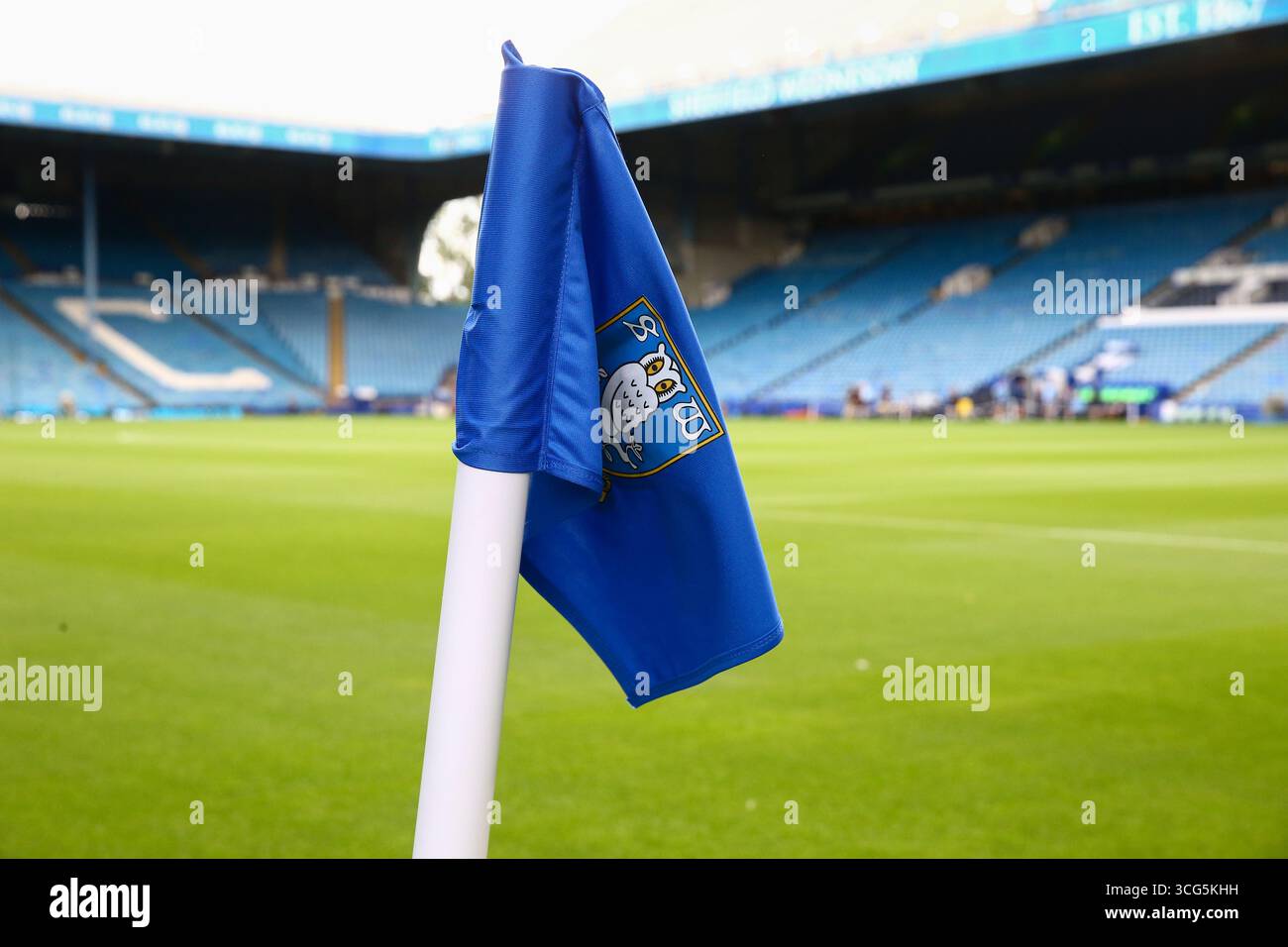 Hillsborough Stadium, Sheffield, England - 26th August 2025 Corner flag ...