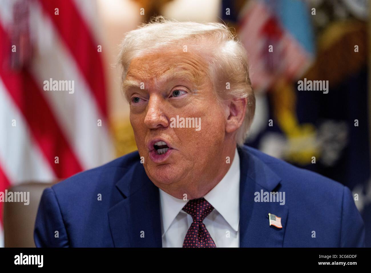 2025 us president donald trump cabinet hi-res stock photography and ...