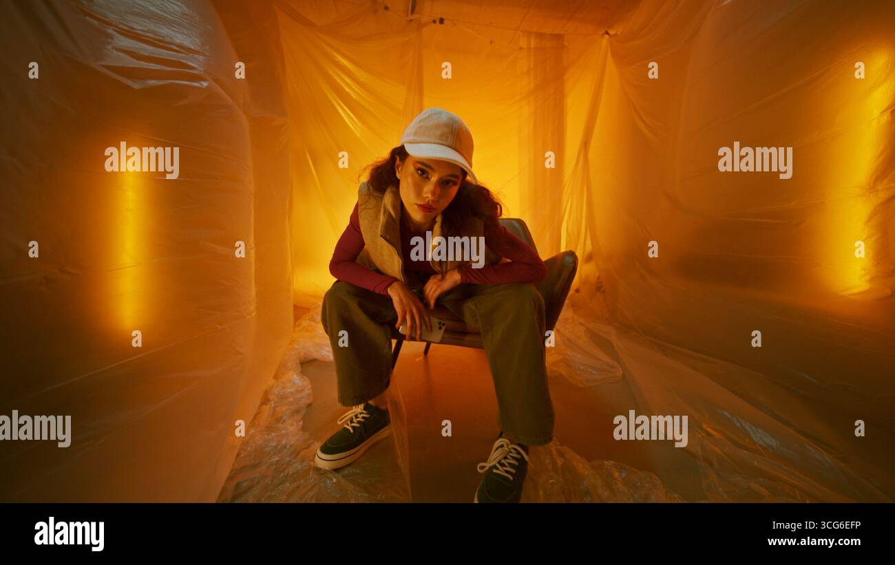 Visual effect lighting hi-res stock photography and images - Alamy