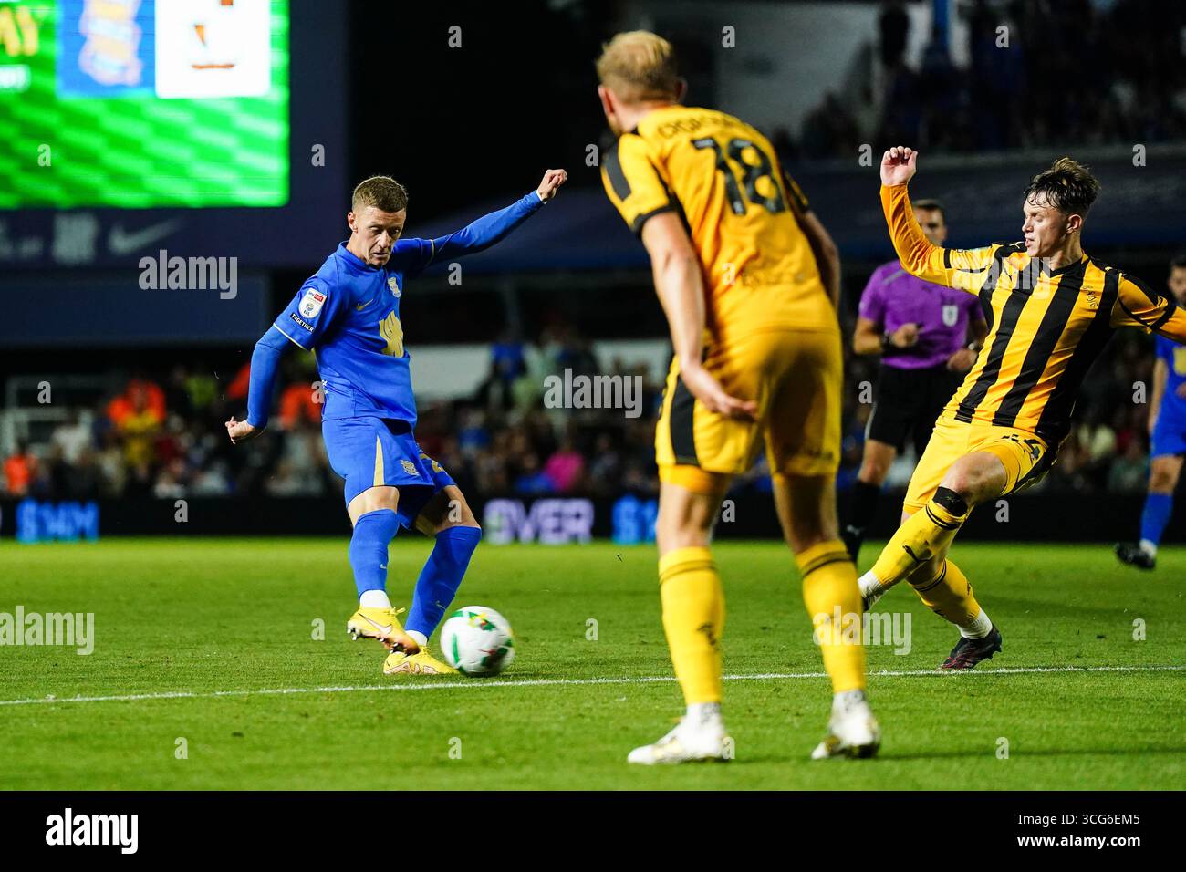 Birmingham City's Jay Stansfield (left) shoots at goal during the ...