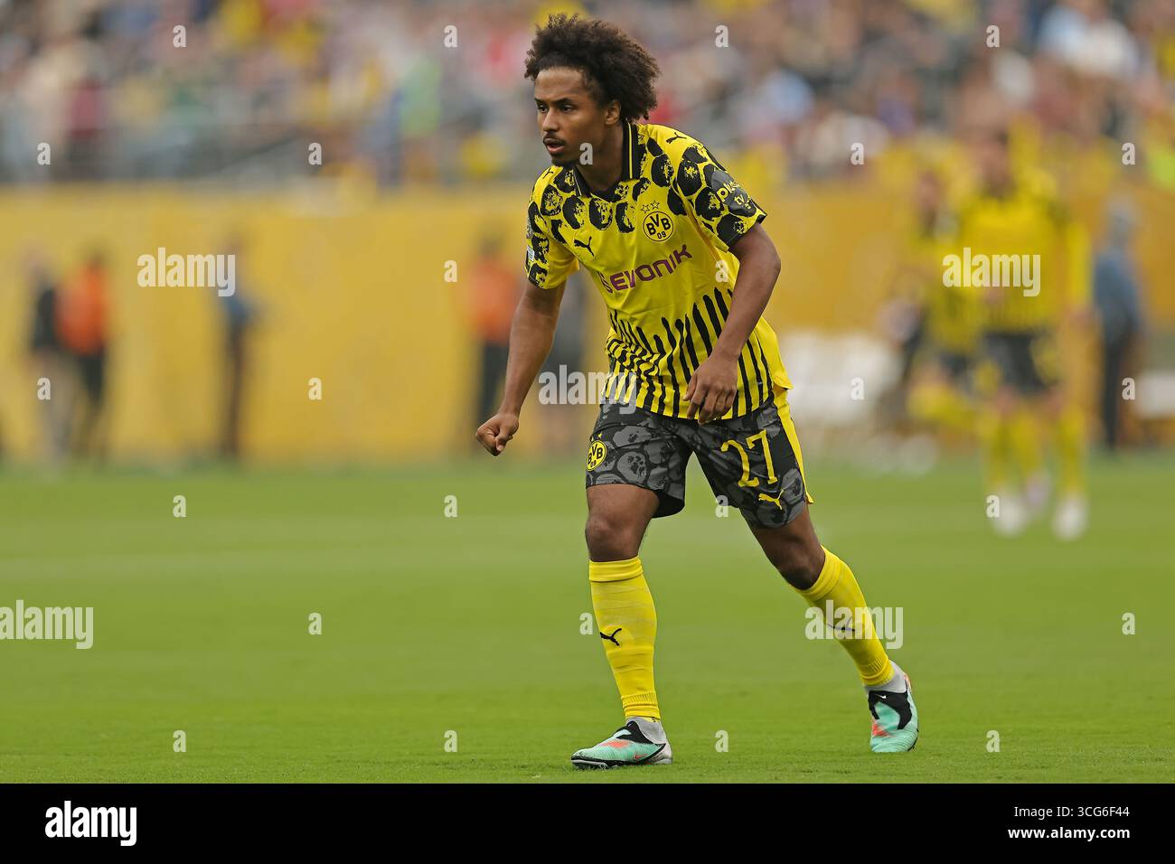 Adeyemi dortmund hi-res stock photography and images - Alamy