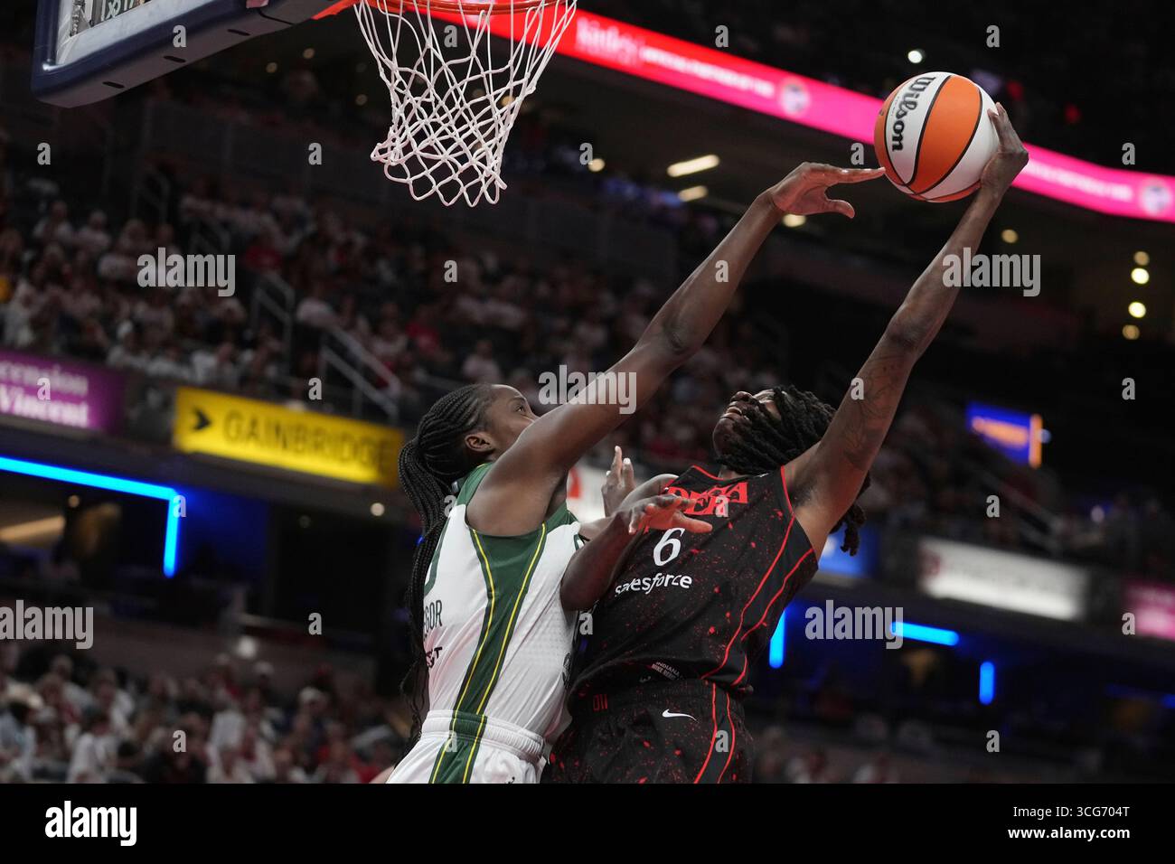 Indiana Fever forward Natasha Howard (6) shoots against Seattle Storm ...