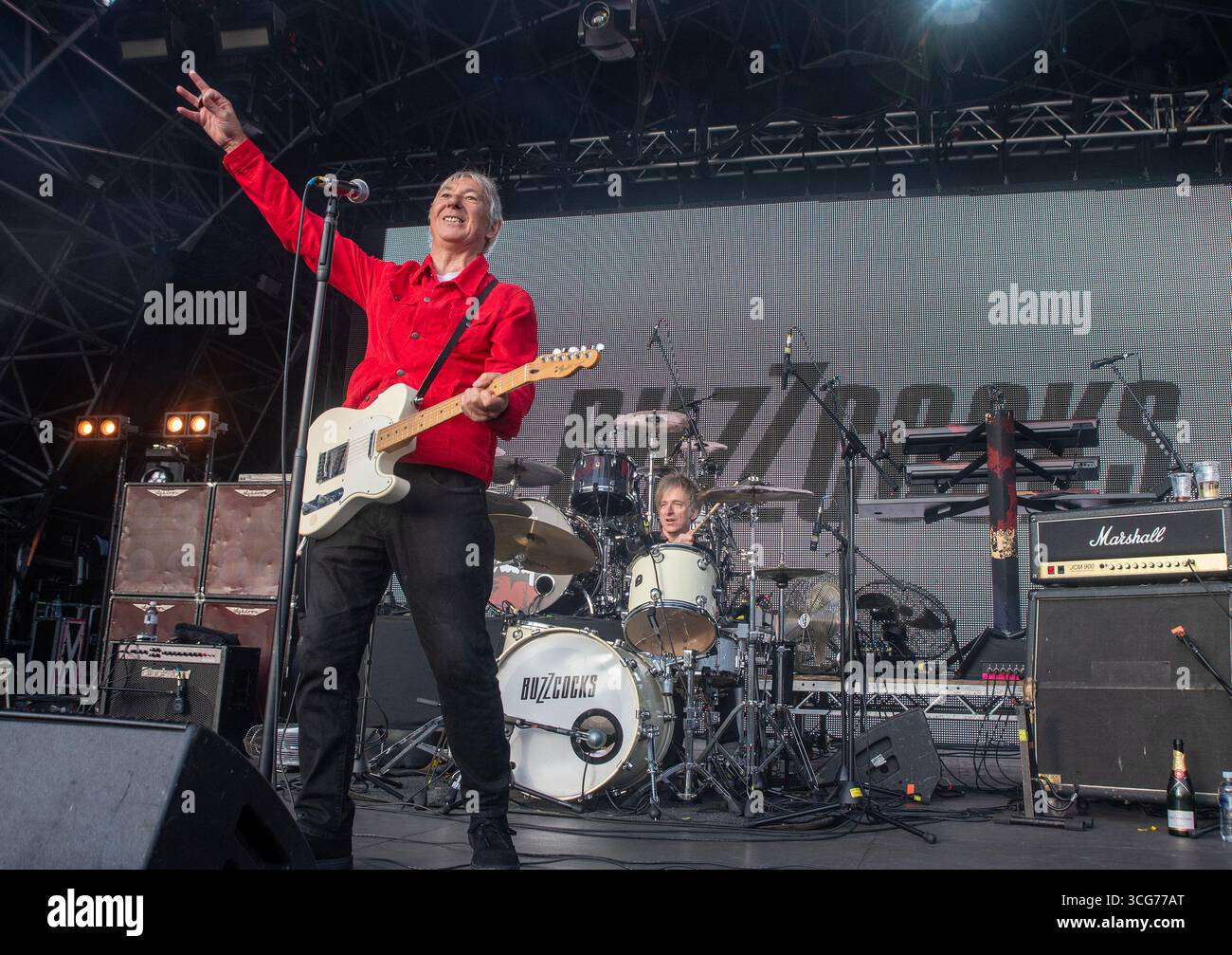Margate, UK. 23rd Aug, 2025. The frontman of the Buzzcocks, Steve ...