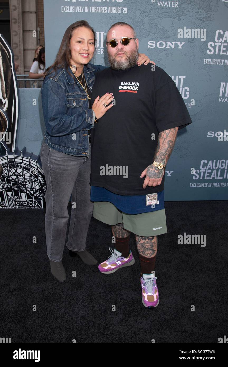 Valeria Salazar und Action Bronson bei der Premiere des Kinofilms ...