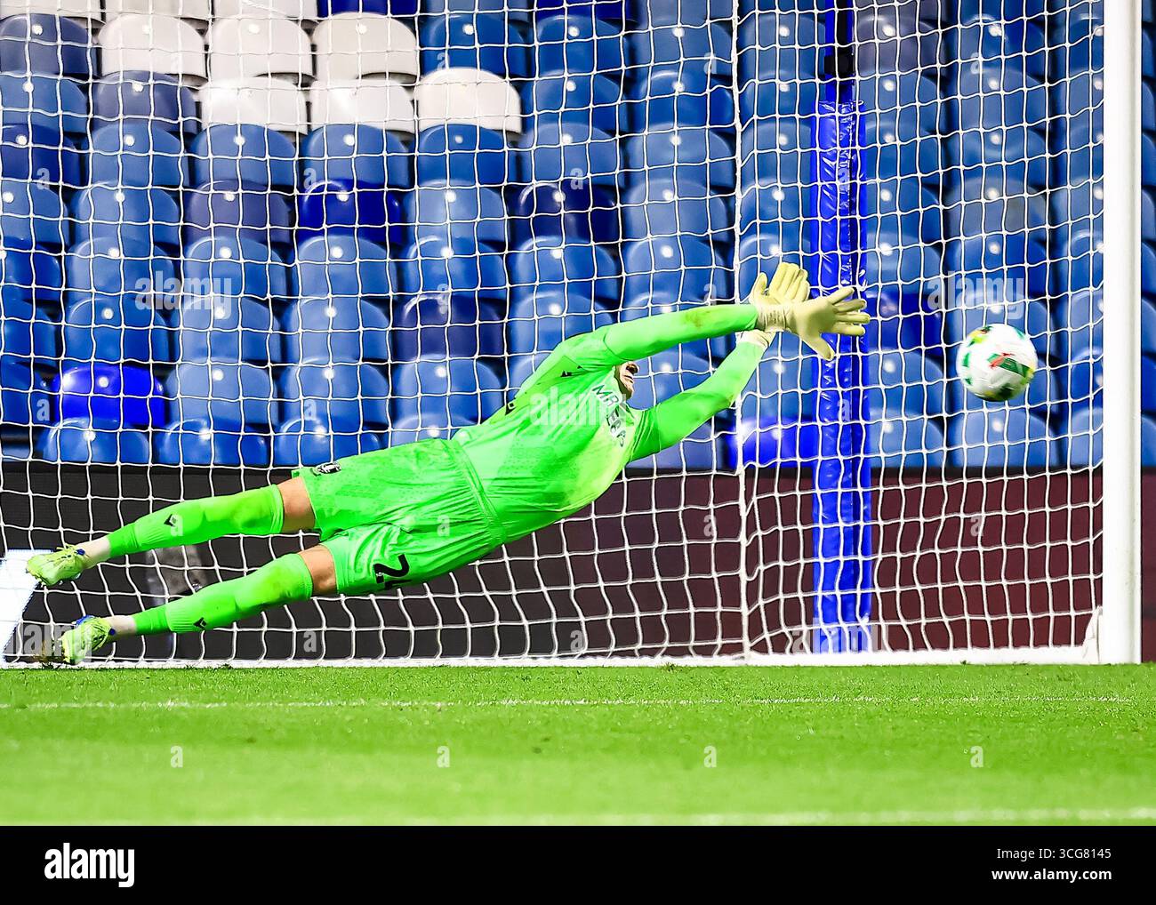 Sheffield wednesday ethan horvath hi-res stock photography and images ...