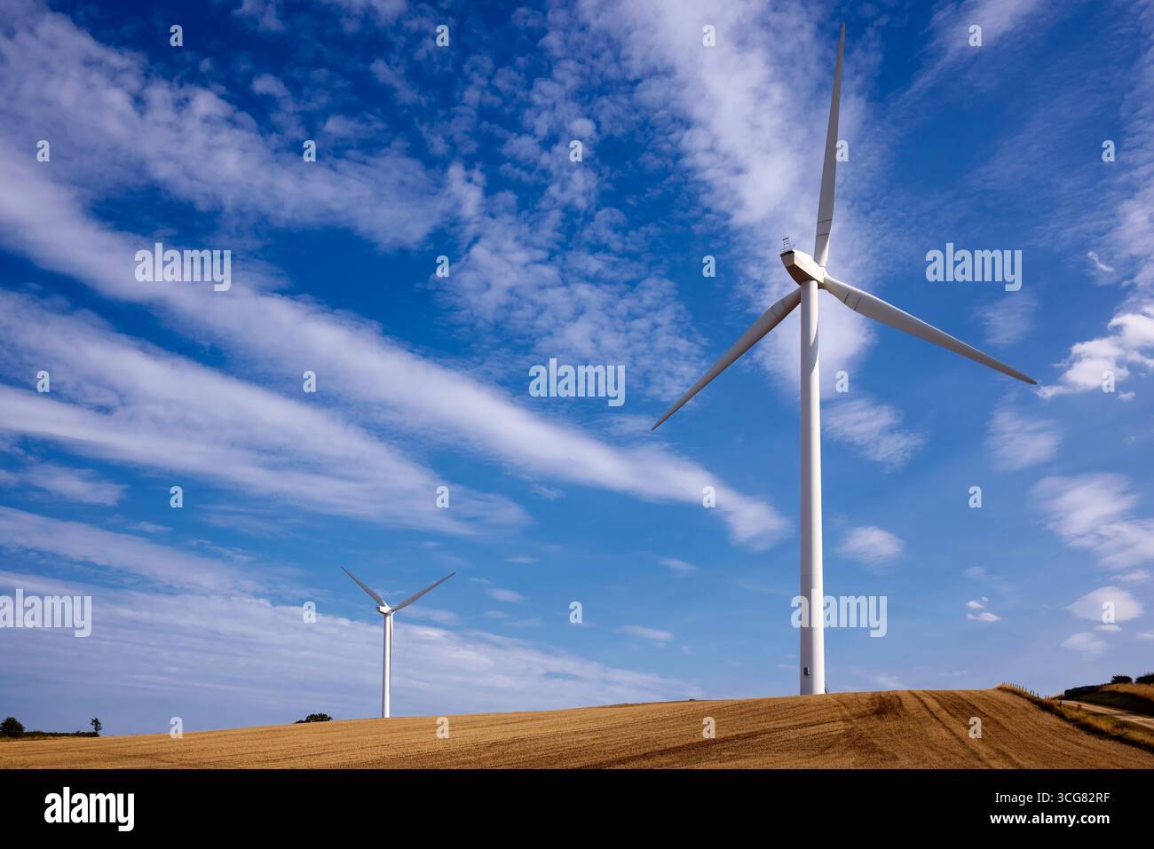 Wind turbines generating energy hi-res stock photography and images - Alamy
