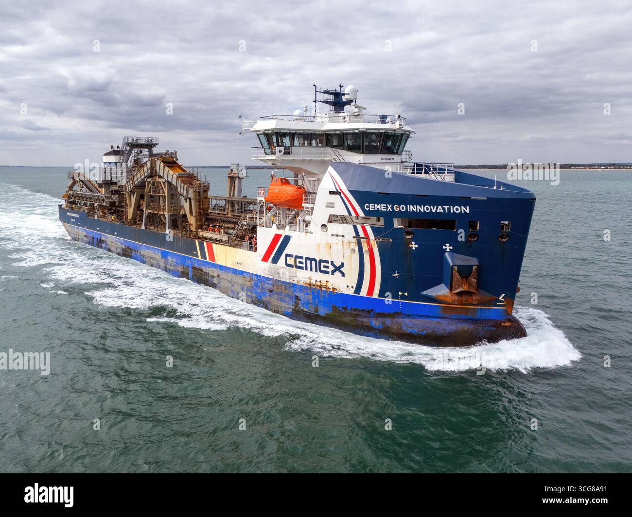 Cemex Go Innovation, a trailing suction dredger operated by Cemex UK ...