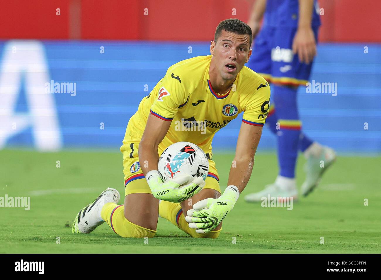 David Soria of Getafe CF during the La Liga EA Sports match between ...
