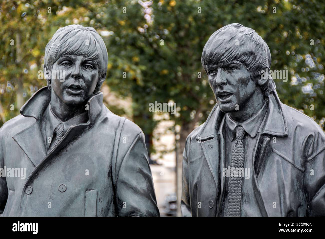 Paul McCartney and George Harrison of The Beatles Statue ,by sculptor ...