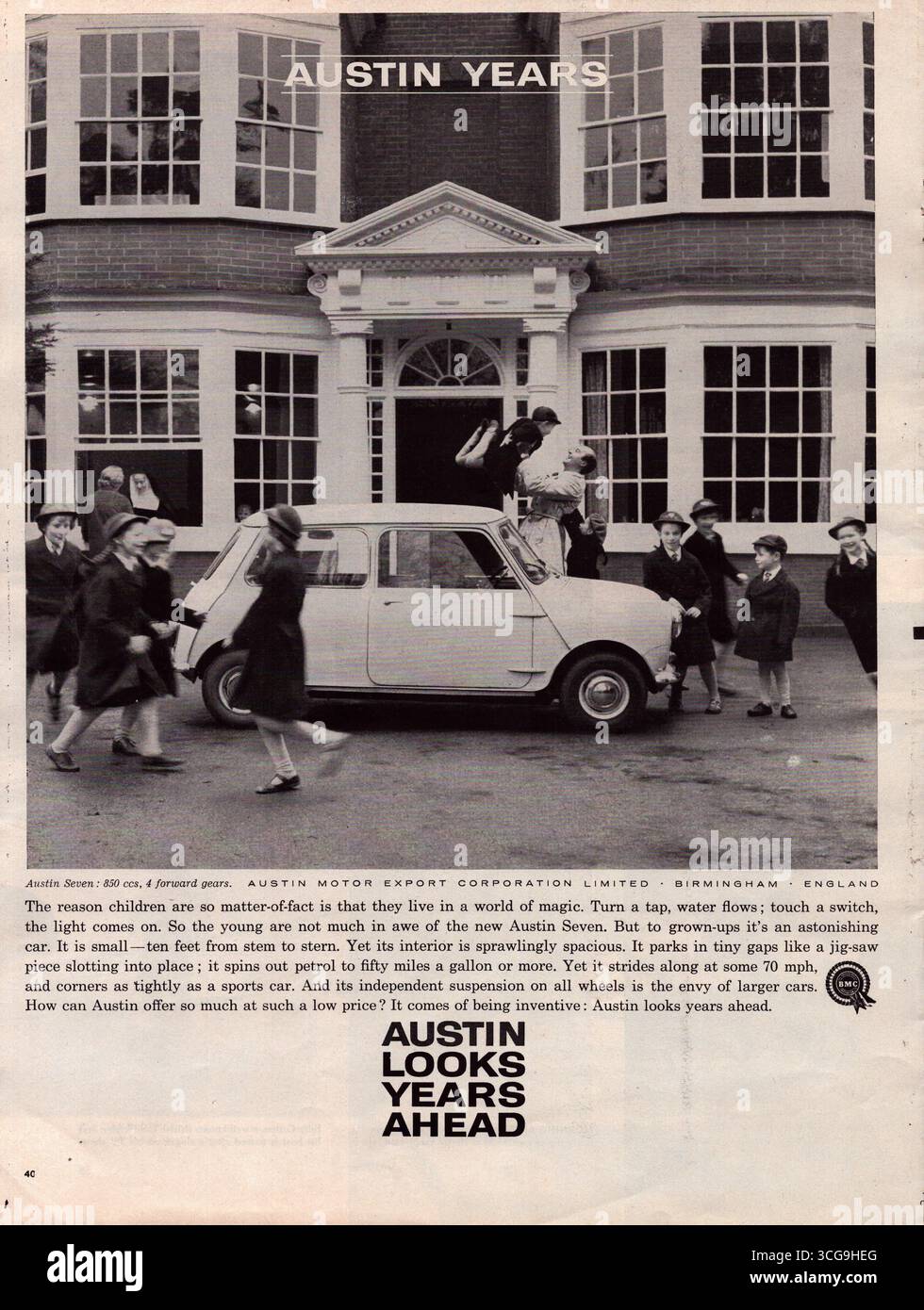 Vintage austin advert hi-res stock photography and images - Alamy