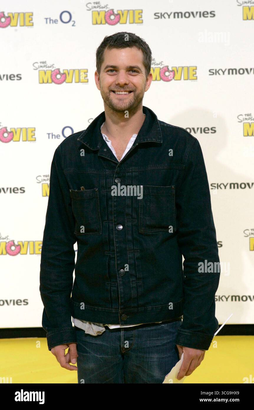 Joshua jackson simpsons movie uk hi-res stock photography and images ...
