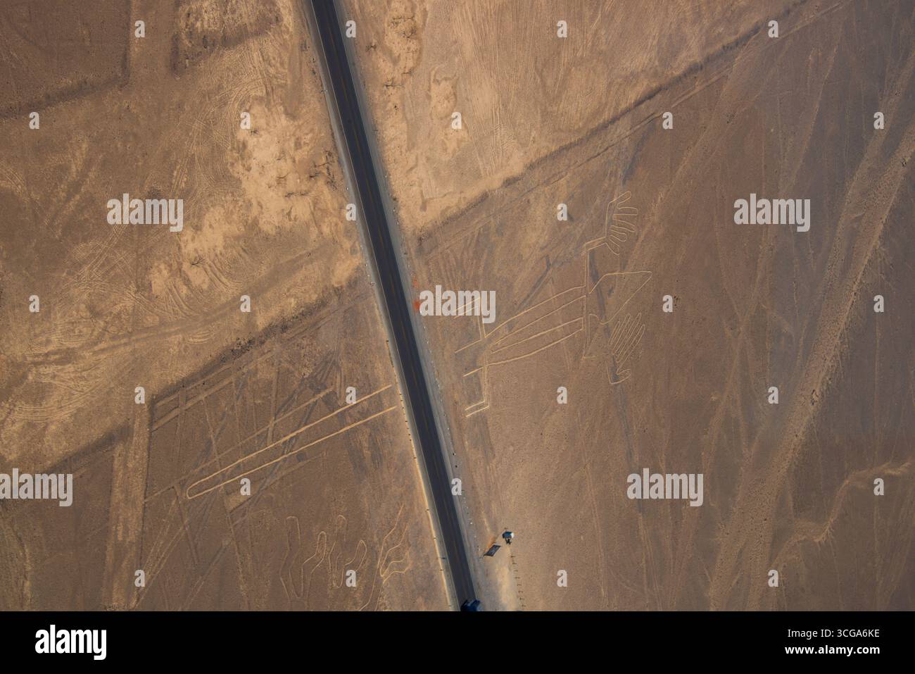 Geoglyphs lines nazca in hi-res stock photography and images - Alamy