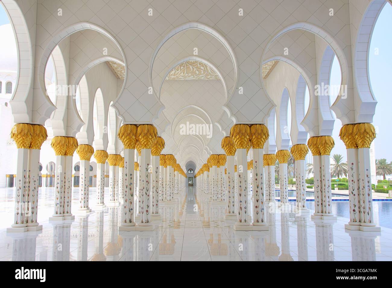 Scheich Zayid Moschee in Abu Dhabi, VAE *** Sheikh Zayid Mosque in Abu ...