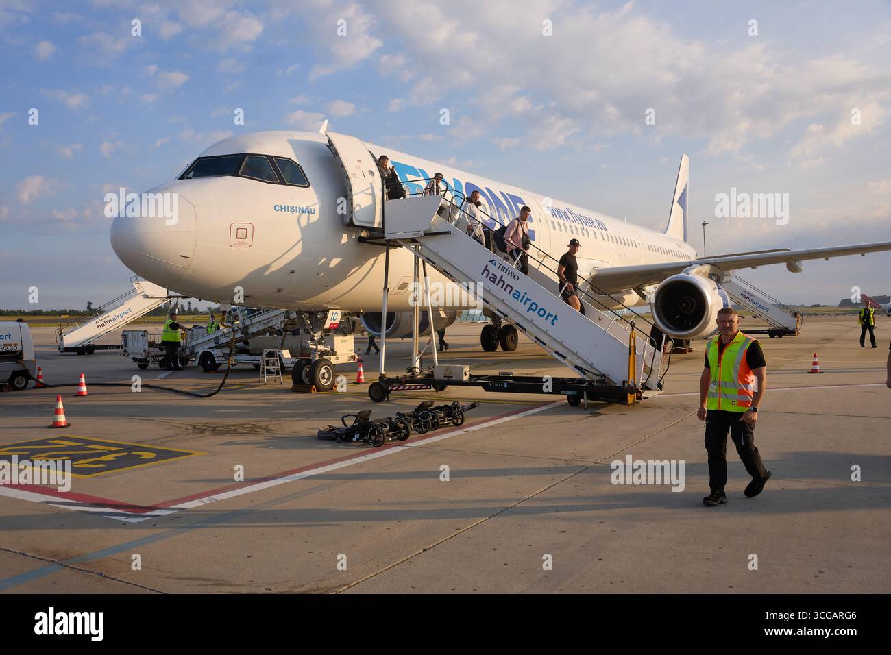 Hahn, Germany. 27th Aug, 2025. An Airbus of the Moldovan airline "Fly ...