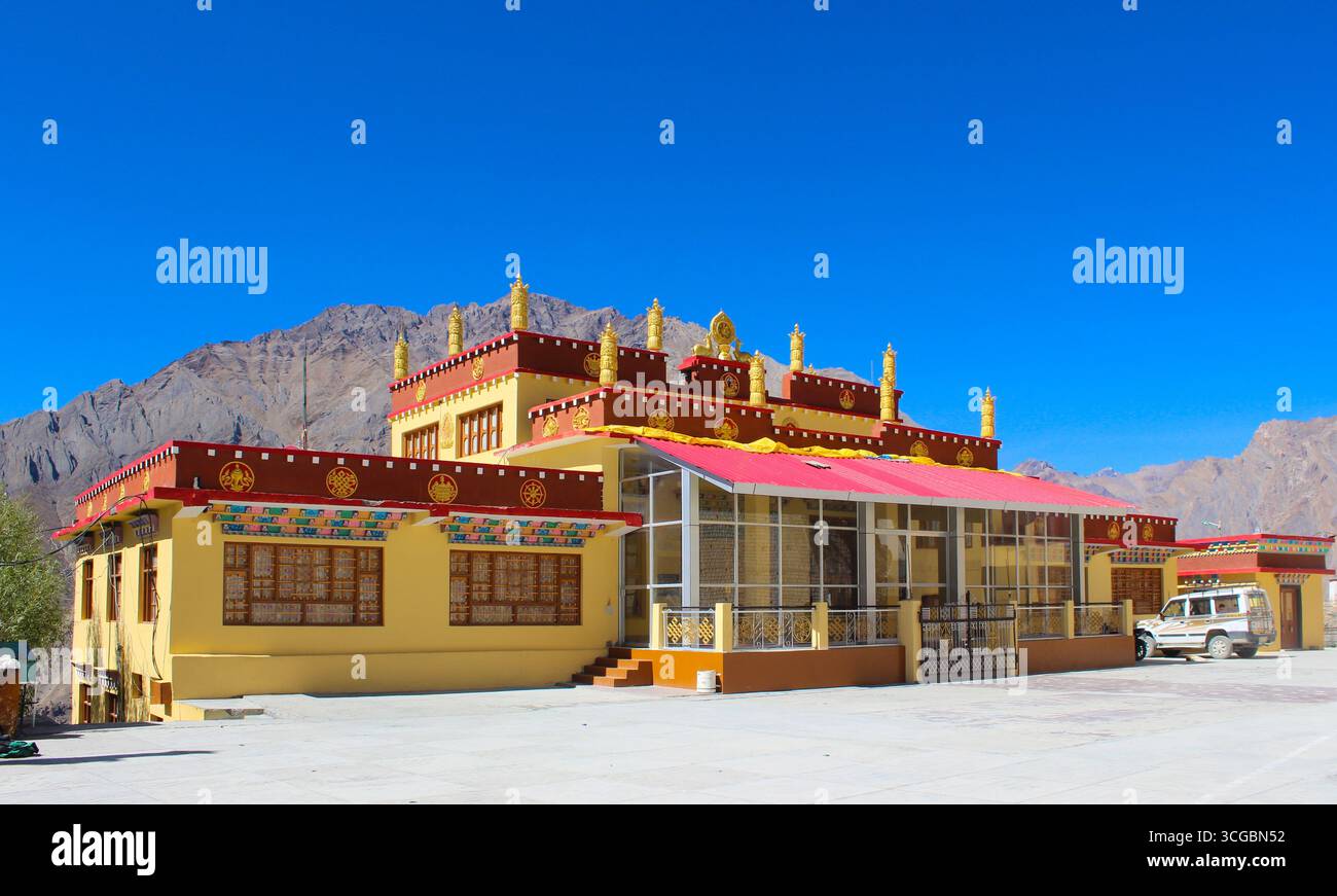Ancient monasteries and traditional Tibetan architecture set against ...