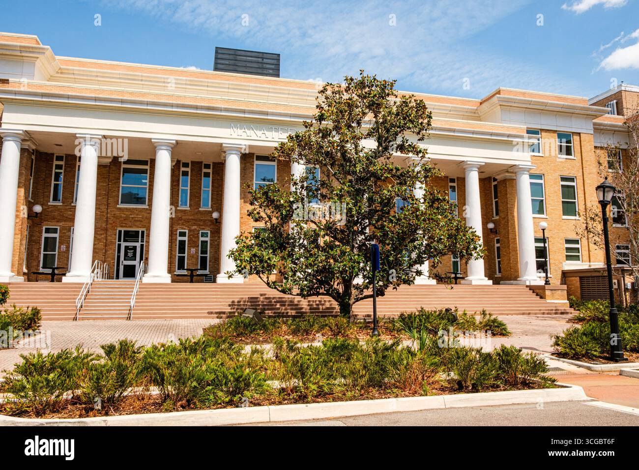 Manatee County Courthouse, Courthouse Square, Manatee Avenue, Bradenton ...
