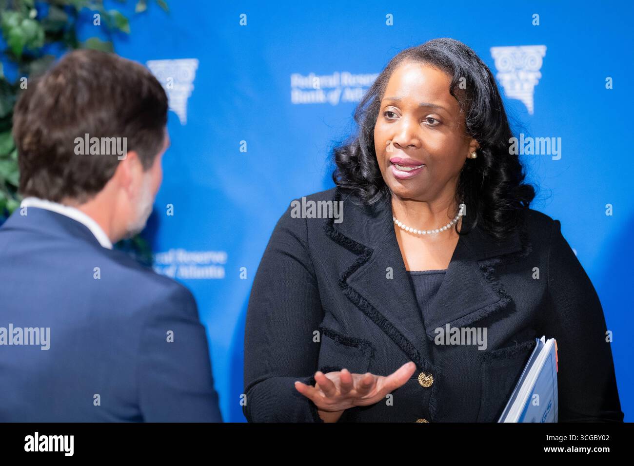 Lisa cook fed hi-res stock photography and images - Alamy