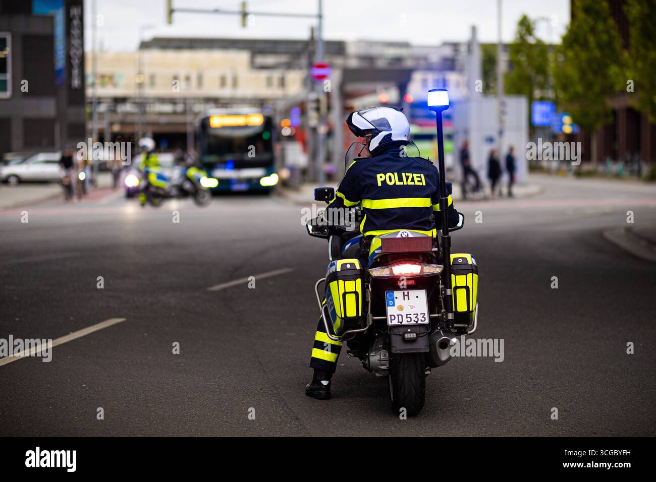 22 August 2025, Lower Saxony, Hanover: A police officer from the ...