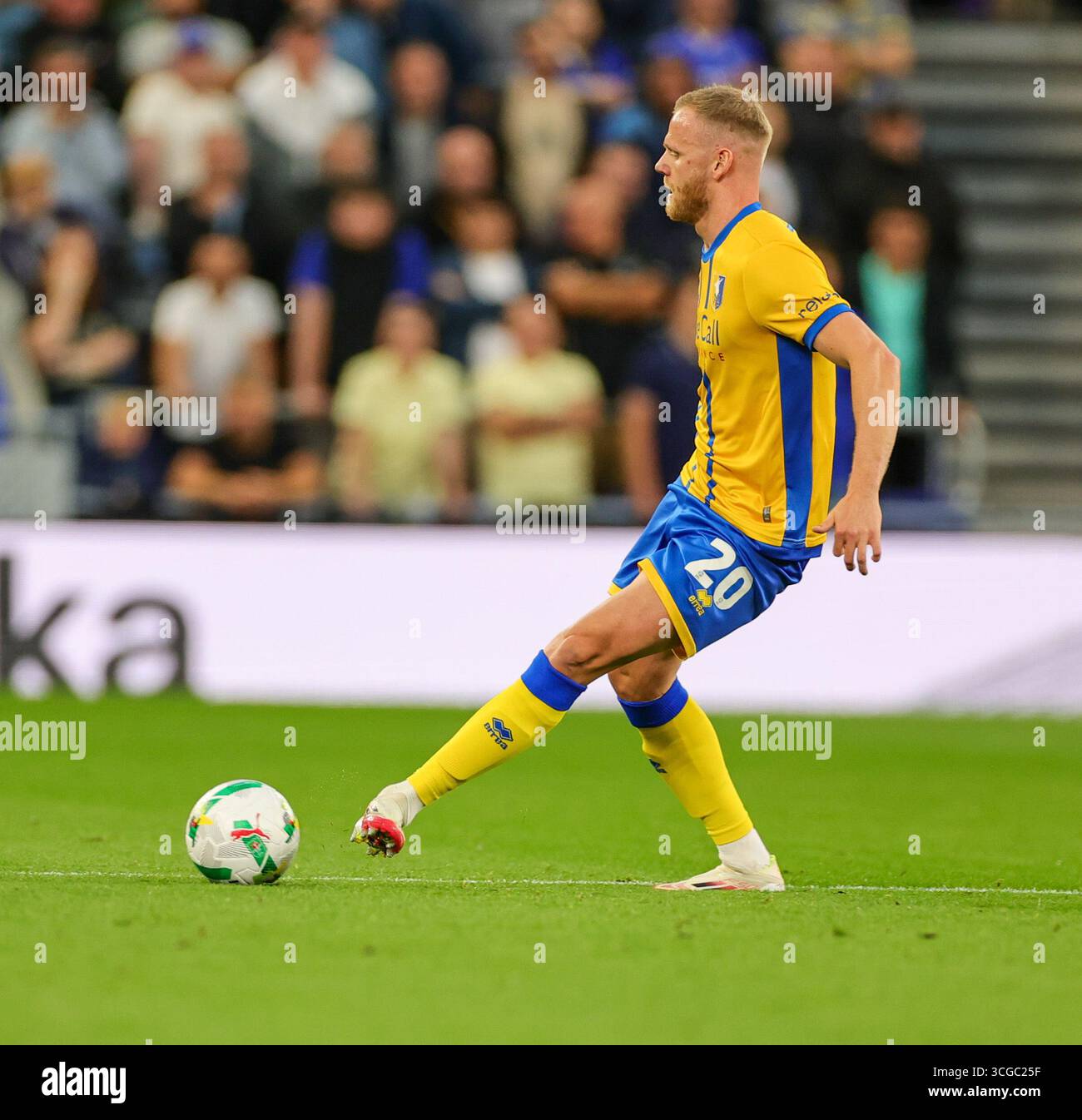 Hill Dickinson Stadium, Liverpool, UK. 27th Aug, 2025. EFL Carabao Cup ...