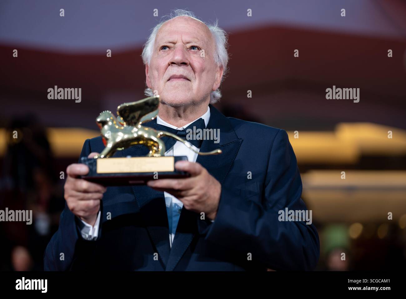 Director Werner Herzog poses with his Golden Lion for lifetime ...