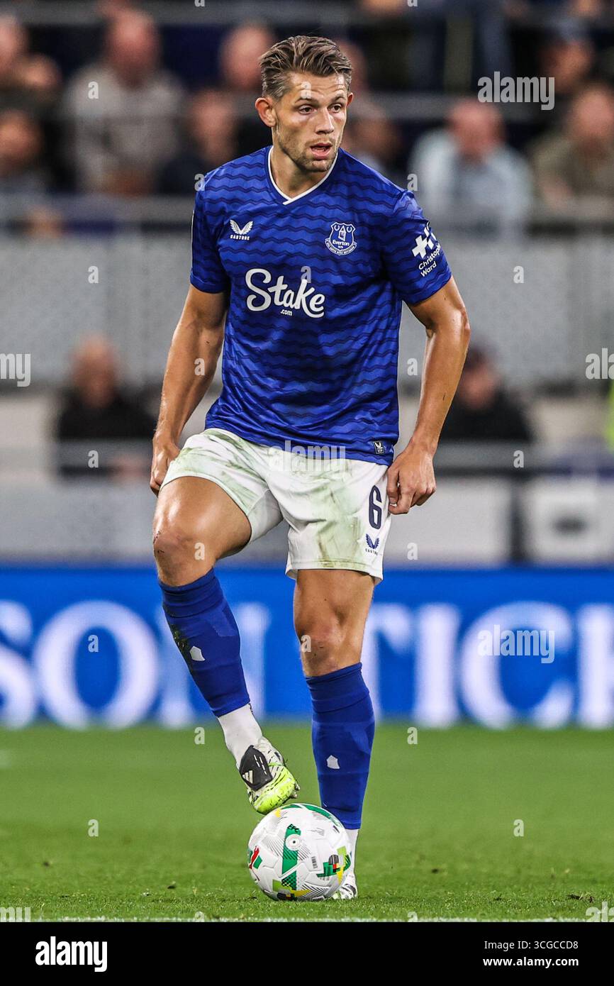 James tarkowski everton vs liverpool hi-res stock photography and ...